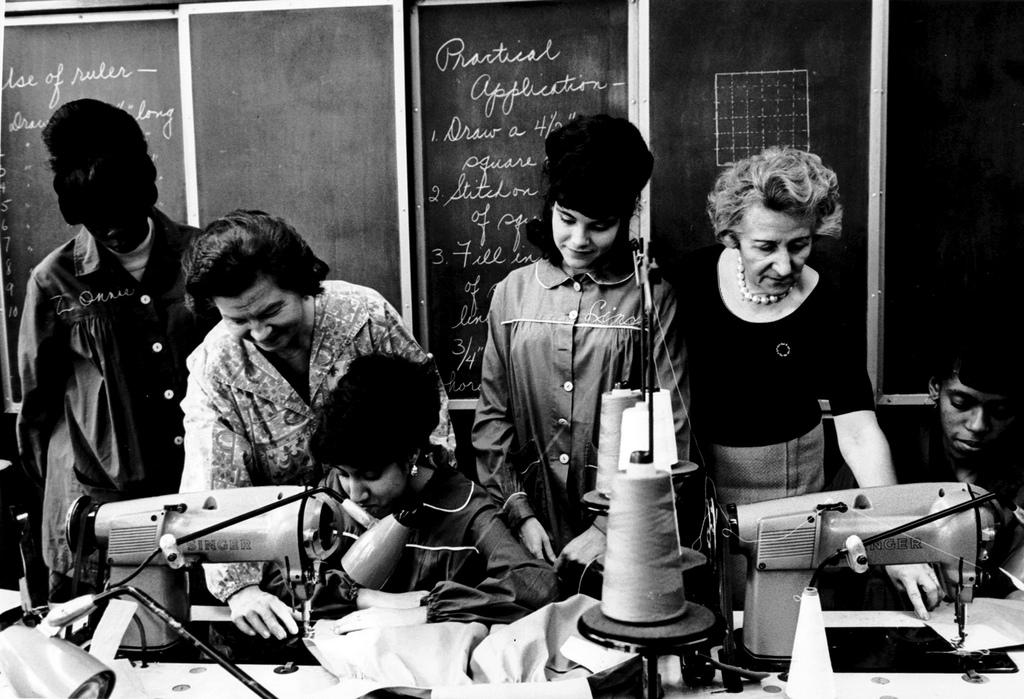 The Best Sewing Blogs for Learning How To Sew