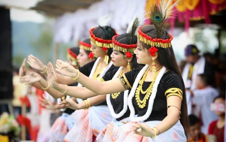 Manipuri Dance: Form, Costume & Famous Dancers | Superprof